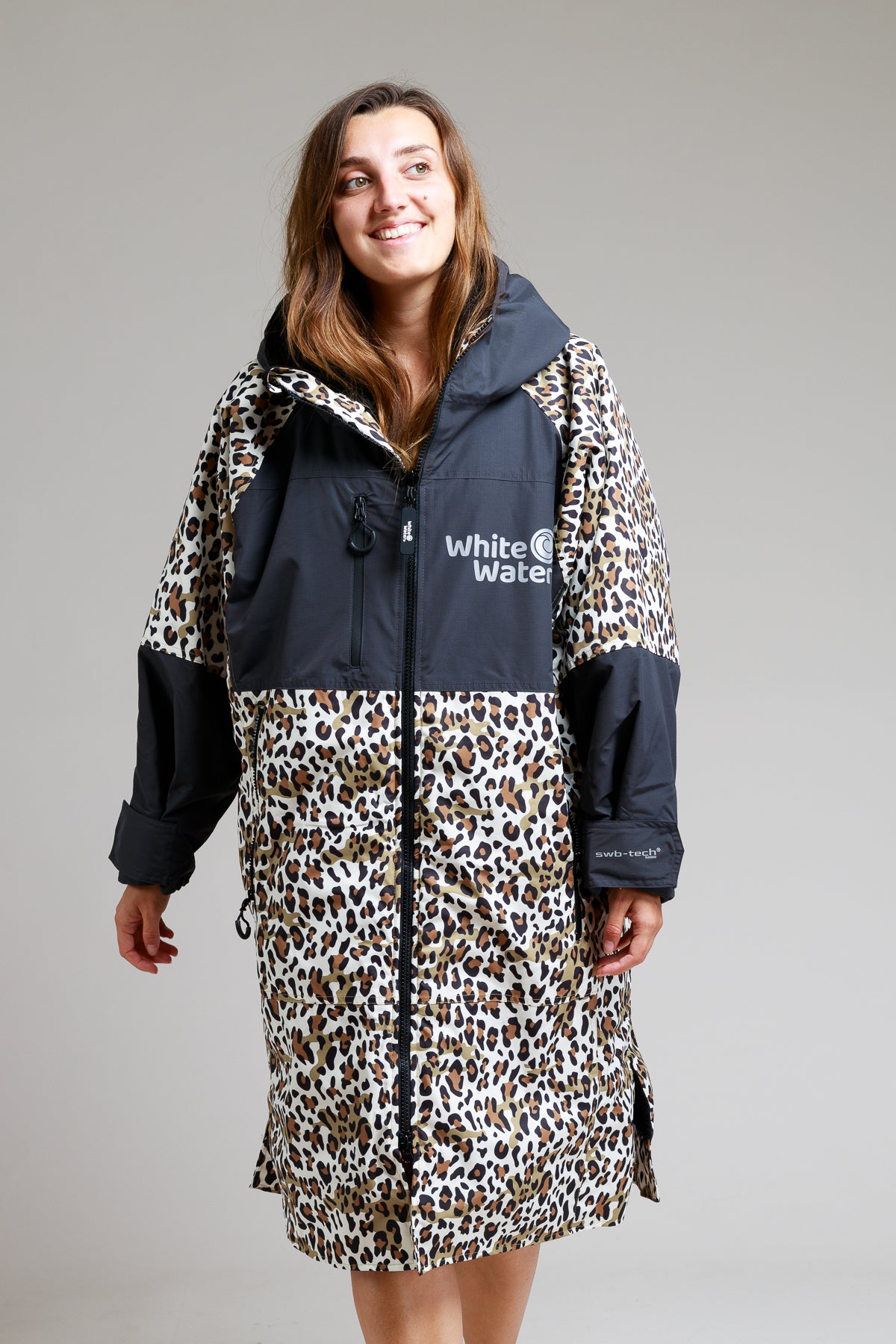 Adults Hard Shell Robe - Leopard Print – White Water